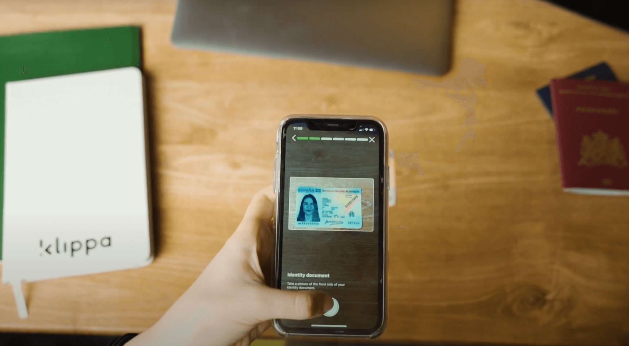 Selfie Identity Verification: What Is It & How Does It Work - Klippa Selfie Identity Verification: What Is It & How Does It Work - Klippa